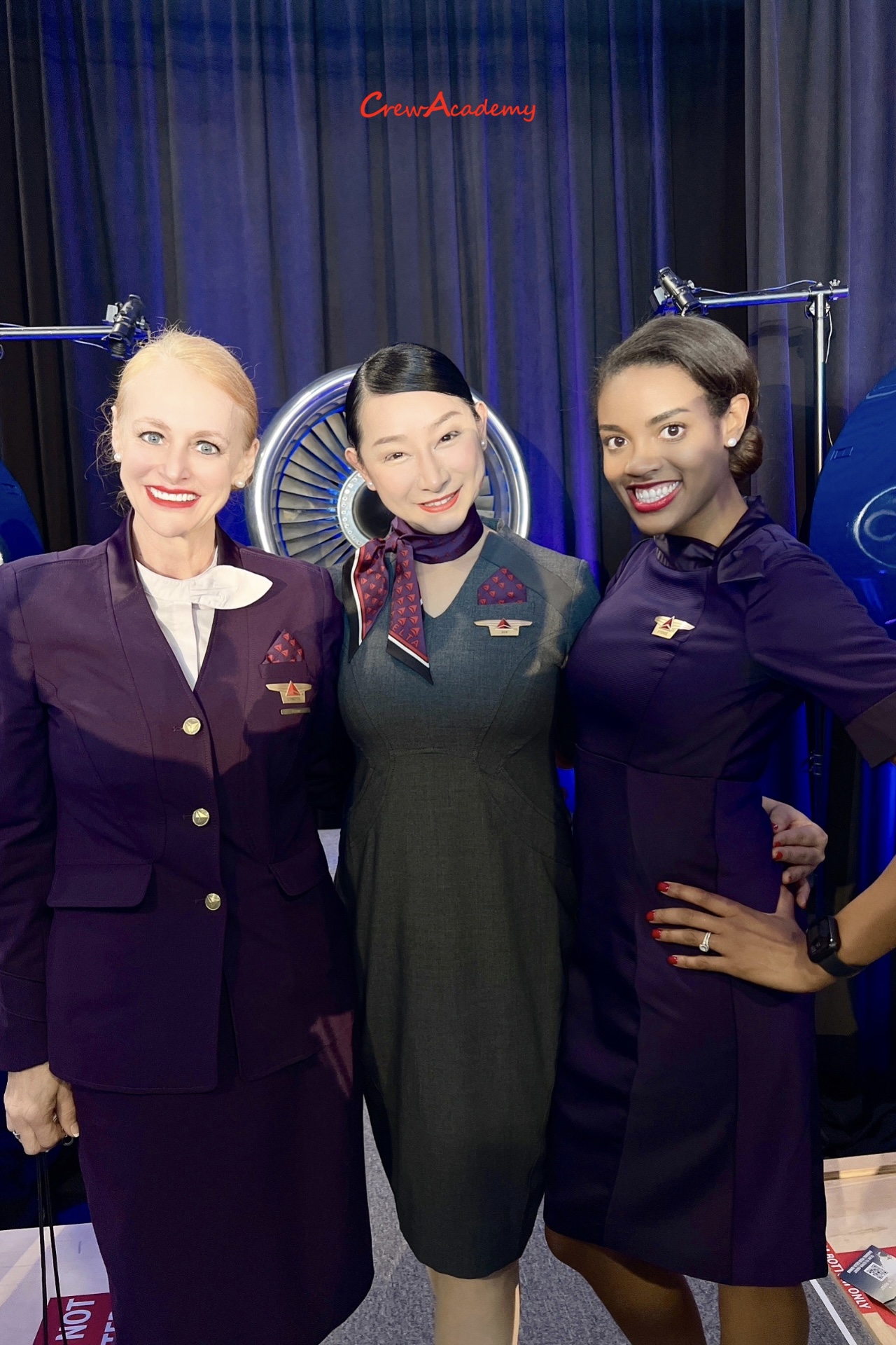 น้องเจนี่ สาวประเภทสอง ลูกศิษย์ครูฝ้าย ติดปีกสายการบิน Delta Airlines🇺🇸 ...